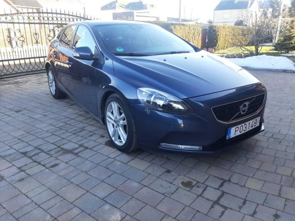 Zils Volvo V40 2014 Kauņa, ar dzinēja tilpumu 1.60 L un nobraukumu 262 tūkst. km par 4700 €, foto 4 vietnē AUTOMOTO.COM.LV