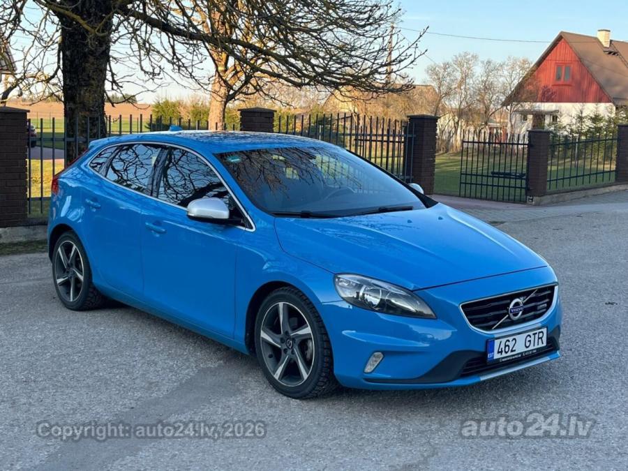 Zils Volvo V40 2014 Paide, ar dzinēja tilpumu 1.60 L un nobraukumu 275 tūkst. km par 7190 €, foto 3 vietnē AUTOMOTO.COM.LV