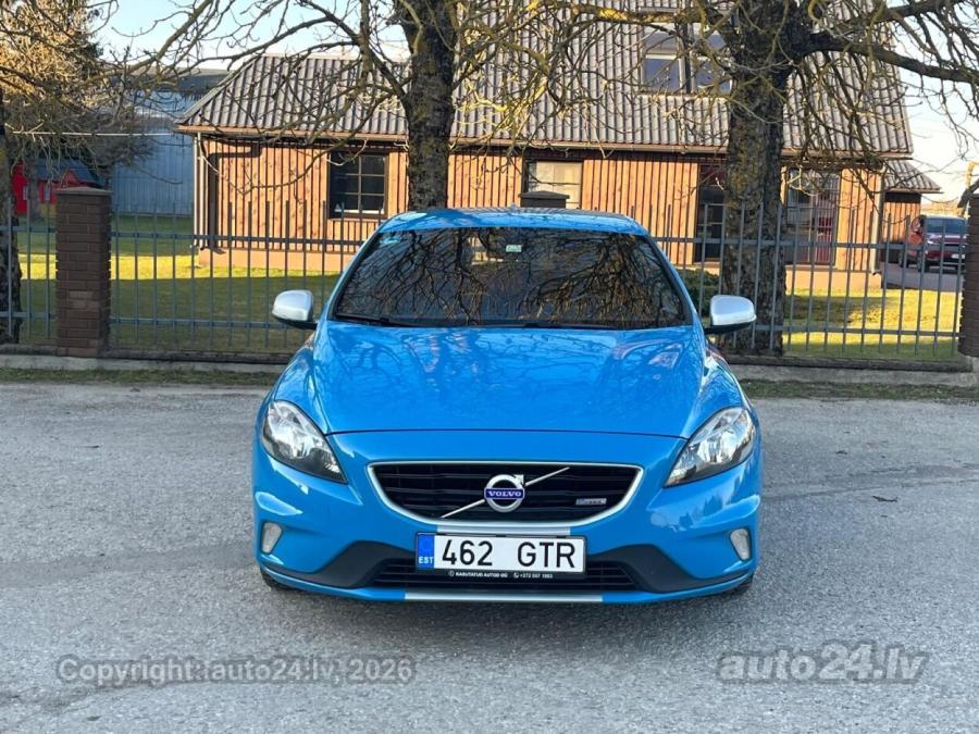 Синий Вольво В40 2014 в Пайде, объемом двигателя 1.60 л и пробегом 275 тыс. км за 7190 €, фото 2 на AUTOMOTO.COM.LV