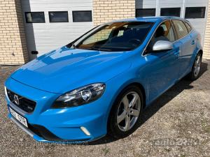 Blue Volvo V40 2014 in Paide, with an engine capacity of 1.60 L and mileage of 280 thousand km for 7250 €, photo 5 on AUTOMOTO.COM.LV