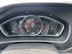 Blue Volvo V40 2014 in Paide, with an engine capacity of 1.60 L and mileage of 280 thousand km for 7250 €, photo 26 on AUTOMOTO.COM.LV