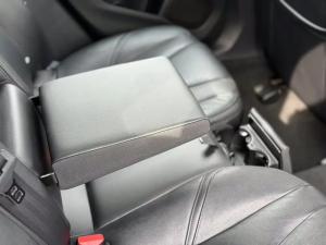 Blue Volvo V40 2014 in Jelgava, with an engine capacity of 2.00 L and mileage of 245 thousand km for 6200 €, photo 13 on AUTOMOTO.COM.LV