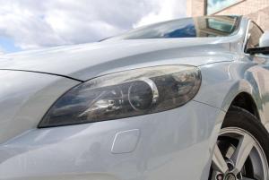 Blue Volvo V40 2014 in Vilnius, with an engine capacity of 1.97 L and mileage of 235 thousand km for 9250 €, photo 13 on AUTOMOTO.COM.LV