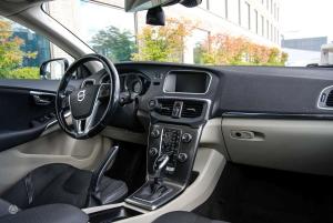 Blue Volvo V40 2014 in Vilnius, with an engine capacity of 1.97 L and mileage of 235 thousand km for 9250 €, photo 21 on AUTOMOTO.COM.LV