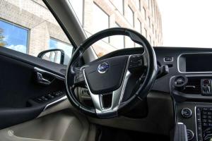 Blue Volvo V40 2014 in Vilnius, with an engine capacity of 1.97 L and mileage of 235 thousand km for 9250 €, photo 23 on AUTOMOTO.COM.LV