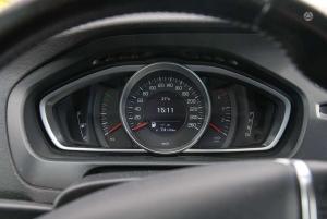 Blue Volvo V40 2014 in Vilnius, with an engine capacity of 1.97 L and mileage of 235 thousand km for 9250 €, photo 26 on AUTOMOTO.COM.LV