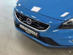 Blue Volvo V40 2014 in Klaipeda, with an engine capacity of 1.97 L and mileage of 275 thousand km for 7900 €, photo 28 on AUTOMOTO.COM.LV