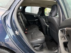 Blue Volvo V40 2014 in Talsi, with an engine capacity of 2.00 L and mileage of 324 thousand km for 4900 €, photo 9 on AUTOMOTO.COM.LV