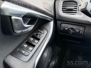 Blue Volvo V40 2014 in Talsi, with an engine capacity of 2.00 L and mileage of 324 thousand km for 4900 €, photo 13 on AUTOMOTO.COM.LV