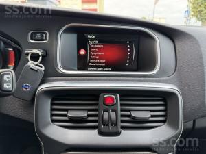 Blue Volvo V40 2014 in Talsi, with an engine capacity of 2.00 L and mileage of 324 thousand km for 4900 €, photo 19 on AUTOMOTO.COM.LV