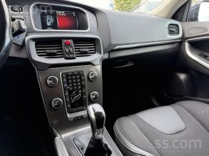Blue Volvo V40 2014 in Talsi, with an engine capacity of 2.00 L and mileage of 324 thousand km for 4900 €, photo 20 on AUTOMOTO.COM.LV