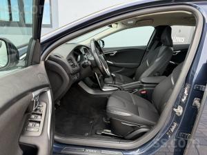 Blue Volvo V40 2014 in Talsi, with an engine capacity of 2.00 L and mileage of 324 thousand km for 4900 €, photo 24 on AUTOMOTO.COM.LV