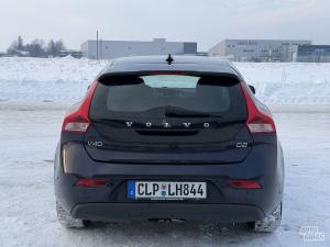 Zils Volvo V40 2015 Panevēža, ar dzinēja tilpumu 2.00 L un nobraukumu 279 tūkst. km par 6850 €, foto 7 vietnē AUTOMOTO.COM.LV