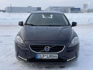 Blue Volvo V40 2015 in Panevezys, with an engine capacity of 1.97 L and mileage of 279 thousand km for 6850 €, photo 2 on AUTOMOTO.COM.LV