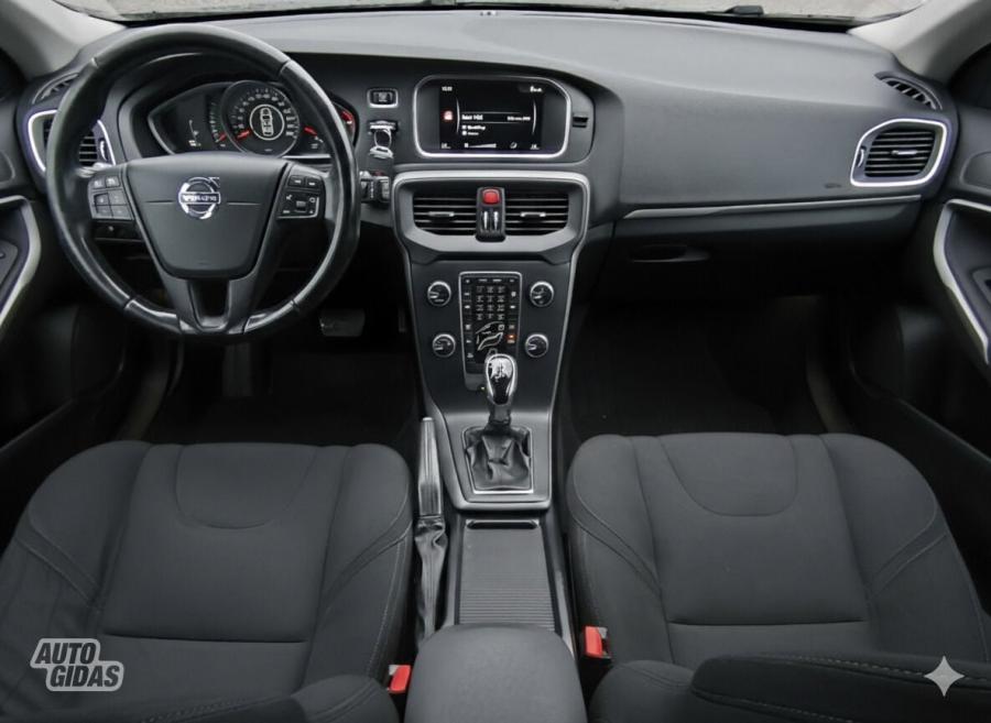 Zils Volvo V40 2015 Šauļi, ar dzinēja tilpumu 1.60 L un nobraukumu 239 tūkst. km par 6990 €, foto 11 vietnē AUTOMOTO.COM.LV