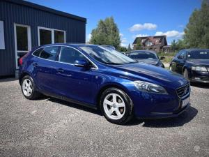Zils Volvo V40 2015 Viļņa, ar dzinēja tilpumu 2.00 L un nobraukumu 252 tūkst. km par 10499 €, foto 7 vietnē AUTOMOTO.COM.LV