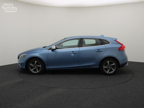 Zils Volvo V40 2015 Viļņa, ar dzinēja tilpumu 2.00 L un nobraukumu 251 tūkst. km par 7899 €, foto 6 vietnē AUTOMOTO.COM.LV