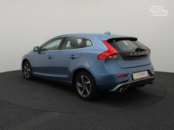Zils Volvo V40 2015 Viļņa, ar dzinēja tilpumu 2.00 L un nobraukumu 251 tūkst. km par 7899 €, foto 7 vietnē AUTOMOTO.COM.LV