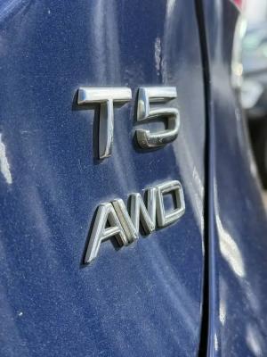 Blue Volvo V40 2015 in Riga, with an engine capacity of 2.00 L and mileage of 89 thousand km for 15500 €, photo 21 on AUTOMOTO.COM.LV