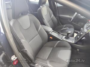 Blue Volvo V40 2015 in Paide, with an engine capacity of 2.00 L and mileage of 220 thousand km for 6990 €, photo 15 on AUTOMOTO.COM.LV