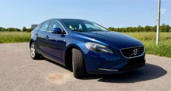 Zils Volvo V40 2015 Kauņa, ar dzinēja tilpumu 2.00 L un nobraukumu 244 tūkst. km par 7750 €, foto 1 vietnē AUTOMOTO.COM.LV