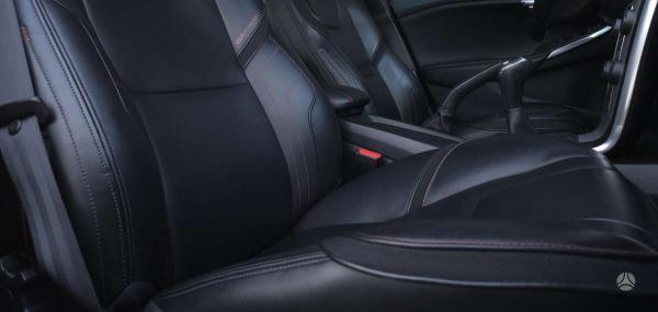 Zils Volvo V40 2015 Kauņa, ar dzinēja tilpumu 2.00 L un nobraukumu 244 tūkst. km par 7750 €, foto 8 vietnē AUTOMOTO.COM.LV