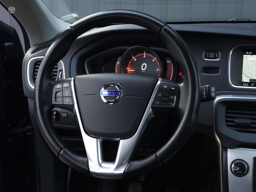 Blue Volvo V40 2015 in Kaunas, with an engine capacity of 2.00 L and mileage of 244 thousand km for 7750 €, photo 26 on AUTOMOTO.COM.LV