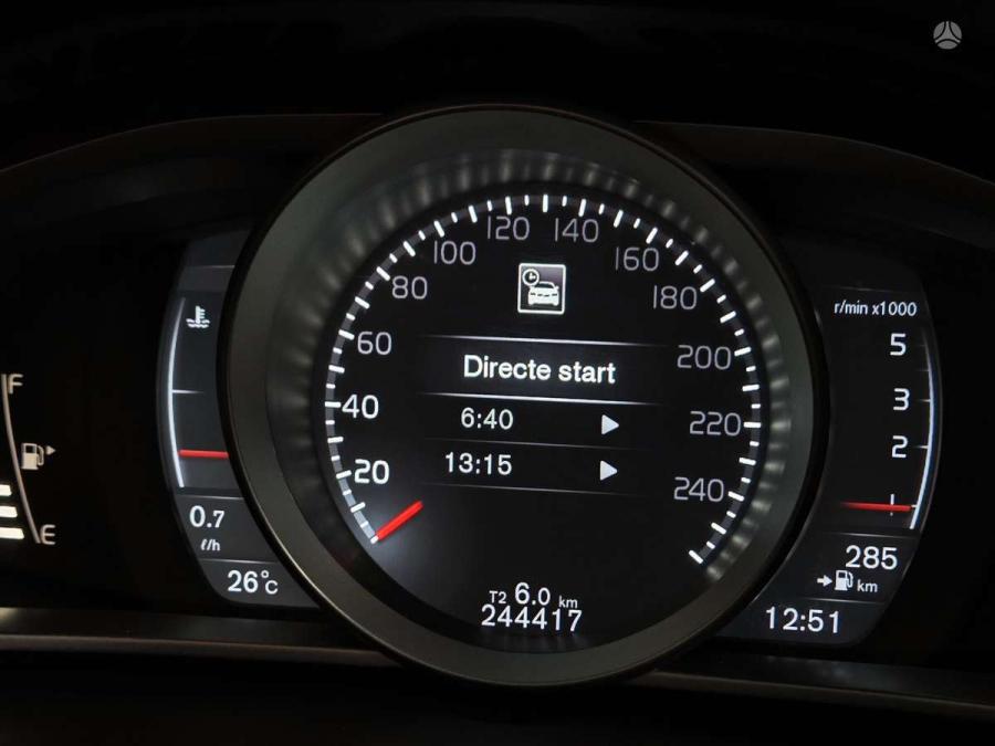 Blue Volvo V40 2015 in Kaunas, with an engine capacity of 2.00 L and mileage of 244 thousand km for 7750 €, photo 32 on AUTOMOTO.COM.LV