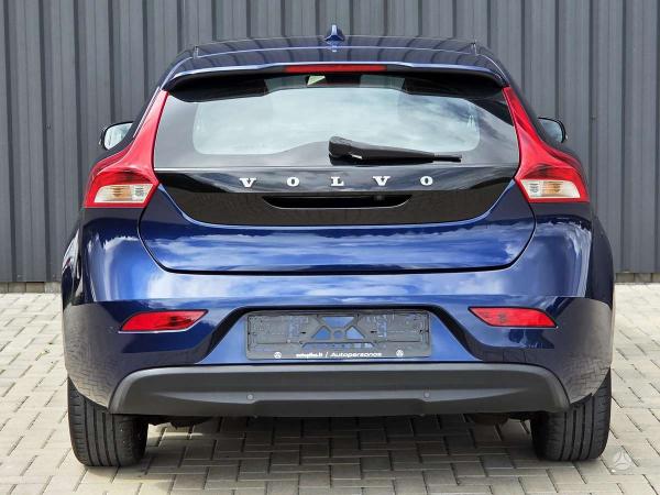 Zils Volvo V40 2015 Kauņa, ar dzinēja tilpumu 2.00 L un nobraukumu 244 tūkst. km par 7750 €, foto 7 vietnē AUTOMOTO.COM.LV