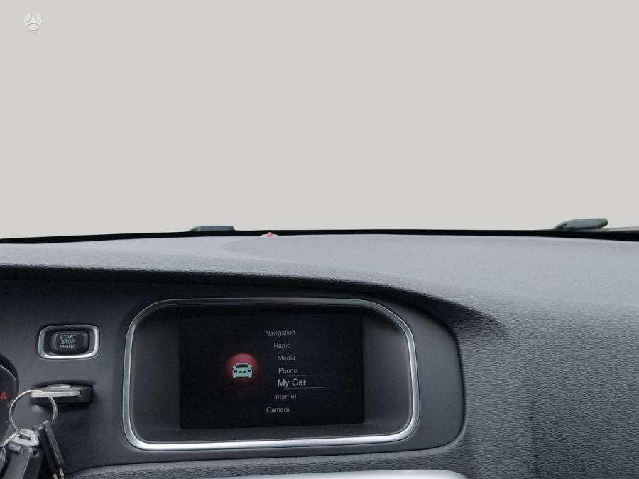 Zils Volvo V40 2015 Viļņa, ar dzinēja tilpumu 2.00 L un nobraukumu 252 tūkst. km par 8999 €, foto 21 vietnē AUTOMOTO.COM.LV