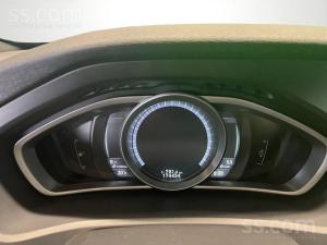 Zils Volvo V40 2015 Rīga, ar dzinēja tilpumu 2.00 L un nobraukumu 174 tūkst. km par 6490 €, foto 12 vietnē AUTOMOTO.COM.LV