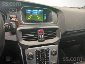 Zils Volvo V40 2015 Rīga, ar dzinēja tilpumu 2.00 L un nobraukumu 174 tūkst. km par 6490 €, foto 16 vietnē AUTOMOTO.COM.LV