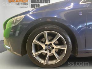 Zils Volvo V40 2015 Rīga, ar dzinēja tilpumu 2.00 L un nobraukumu 174 tūkst. km par 6490 €, foto 19 vietnē AUTOMOTO.COM.LV