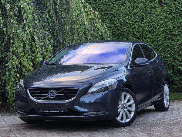 Zils Volvo V40 2015 Kauņa, ar dzinēja tilpumu 2.00 L un nobraukumu 260 tūkst. km par 8250 €, foto 4 vietnē AUTOMOTO.COM.LV