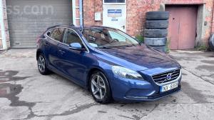 Zils Volvo V40 2015 Rīga, ar dzinēja tilpumu 2.00 L un nobraukumu 206 tūkst. km par 7700 €, foto 4 vietnē AUTOMOTO.COM.LV
