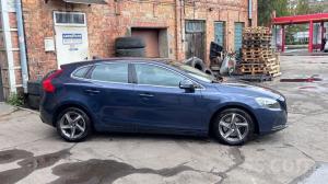 Zils Volvo V40 2015 Rīga, ar dzinēja tilpumu 2.00 L un nobraukumu 206 tūkst. km par 7700 €, foto 5 vietnē AUTOMOTO.COM.LV