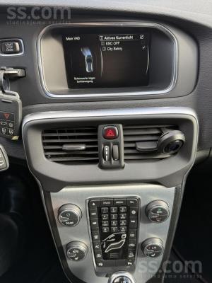 Blue Volvo V40 2015 in Riga, with an engine capacity of 2.00 L and mileage of 0 thousand km for 14500 €, photo 15 on AUTOMOTO.COM.LV