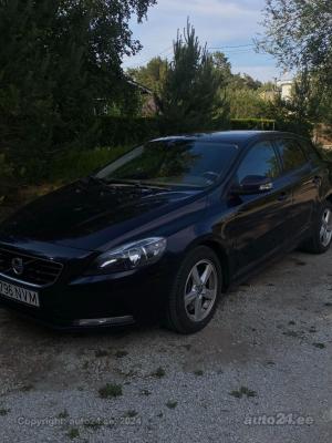 Zils Volvo V40 2016 Tallina, ar dzinēja tilpumu 2.00 L un nobraukumu 186 tūkst. km par 11000 €, foto 4 vietnē AUTOMOTO.COM.LV