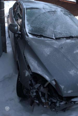 Blue Volvo V40 2016 in Kaunas, with an engine capacity of 1.97 L and mileage of 195 thousand km for 4300 €, photo 6 on AUTOMOTO.COM.LV