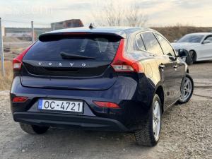 Zils Volvo V40 2016 Rīga, ar dzinēja tilpumu 2.00 L un nobraukumu 210 tūkst. km par 8995 €, foto 5 vietnē AUTOMOTO.COM.LV
