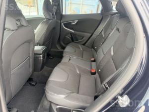 Zils Volvo V40 2016 Rīga, ar dzinēja tilpumu 2.00 L un nobraukumu 210 tūkst. km par 8995 €, foto 7 vietnē AUTOMOTO.COM.LV