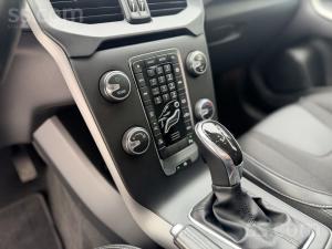 Zils Volvo V40 2016 Rīga, ar dzinēja tilpumu 2.00 L un nobraukumu 210 tūkst. km par 8995 €, foto 14 vietnē AUTOMOTO.COM.LV