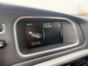 Zils Volvo V40 2016 Rīga, ar dzinēja tilpumu 2.00 L un nobraukumu 210 tūkst. km par 8995 €, foto 19 vietnē AUTOMOTO.COM.LV