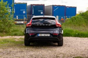 Zils Volvo V40 2016 Rīga, ar dzinēja tilpumu 2.00 L un nobraukumu 210 tūkst. km par 9995 €, foto 5 vietnē AUTOMOTO.COM.LV