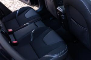 Zils Volvo V40 2016 Rīga, ar dzinēja tilpumu 2.00 L un nobraukumu 210 tūkst. km par 9995 €, foto 13 vietnē AUTOMOTO.COM.LV