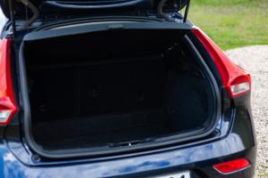 Zils Volvo V40 2016 Rīga, ar dzinēja tilpumu 2.00 L un nobraukumu 210 tūkst. km par 9995 €, foto 30 vietnē AUTOMOTO.COM.LV