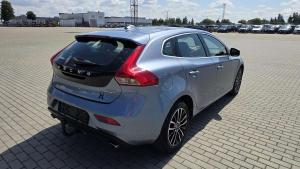 Blue Volvo V40 2016 in Marijampole, with an engine capacity of 1.97 L and mileage of 214 thousand km for 7950 €, photo 5 on AUTOMOTO.COM.LV