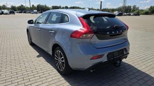 Blue Volvo V40 2016 in Marijampole, with an engine capacity of 1.97 L and mileage of 214 thousand km for 7950 €, photo 6 on AUTOMOTO.COM.LV