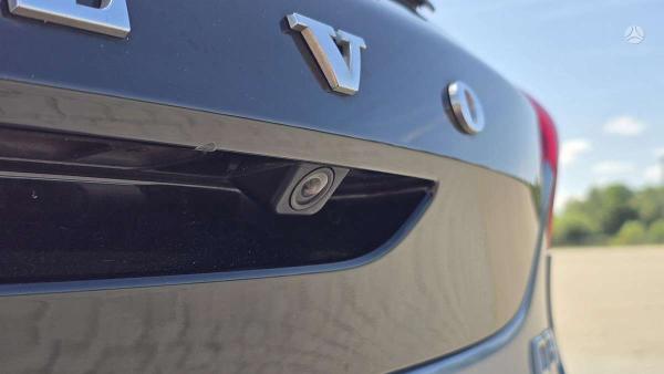 Blue Volvo V40 2016 in Marijampole, with an engine capacity of 1.97 L and mileage of 214 thousand km for 7950 €, photo 10 on AUTOMOTO.COM.LV