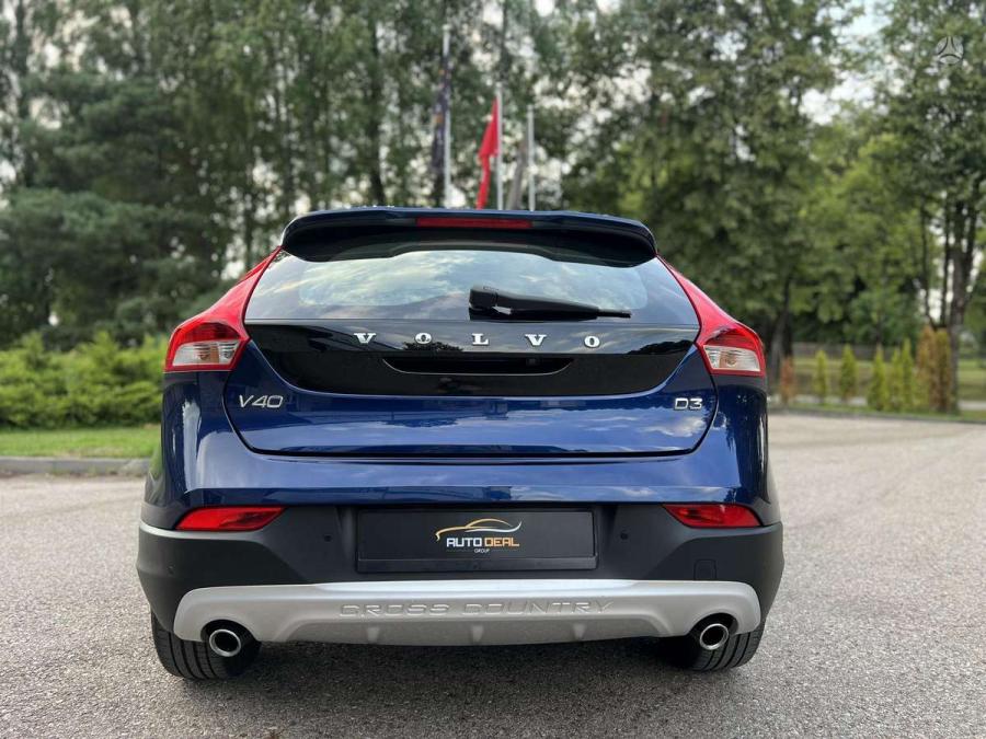 Blue Volvo V40 2016 in Kazlu Ruda, with an engine capacity of 1.97 L and mileage of 248 thousand km for 8000 €, photo 14 on AUTOMOTO.COM.LV